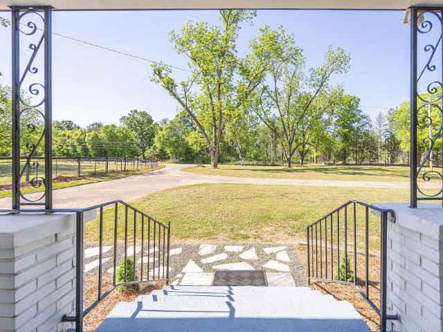 1131 Us Hwy 378 E