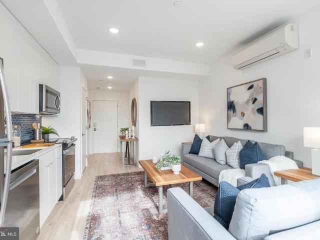 1131 39 N Front Street # 608