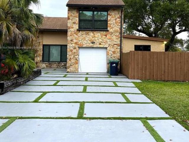 11323 SW 74th Terrace, Miami, FL 33173