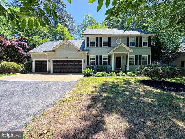 11325 Ingels Ct, Swan Point, MD 20645