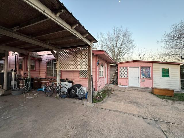 11329 Almeda Genoa Road