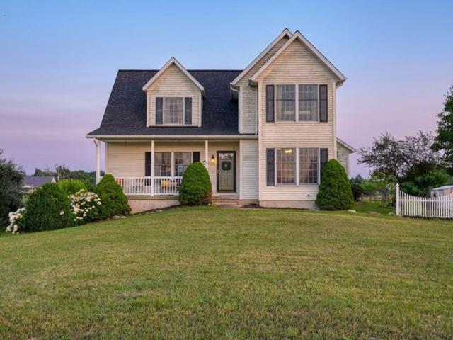 11329 Rosemary Ln, Munith, MI 49259