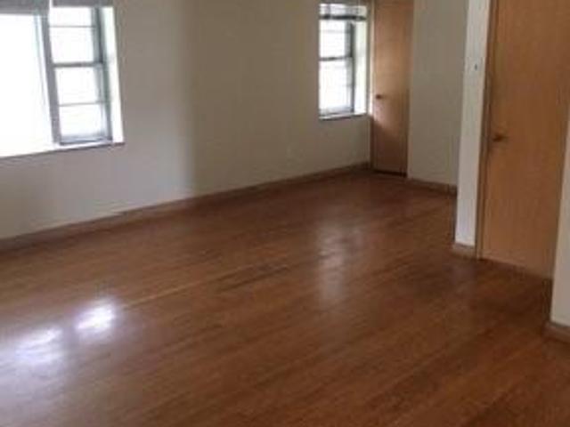 1132 Moorlands Dr, Unit 2, St. Louis, MO 63117 | MLS #25066 | Compass