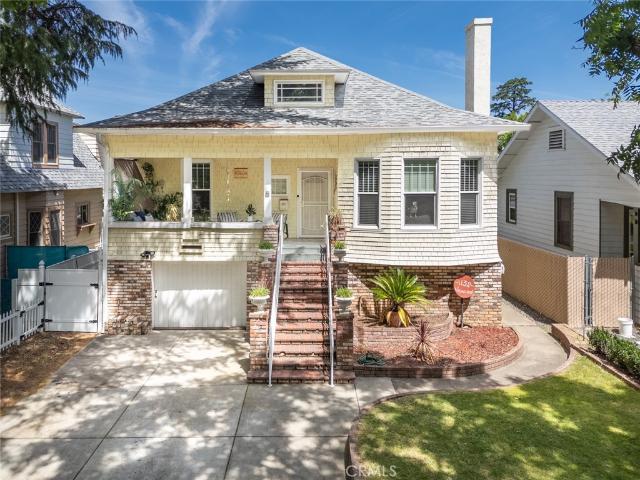 1132 Montgomery Street
