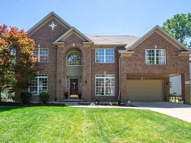 1132 Alexandria Ln, Medina, OH 44256