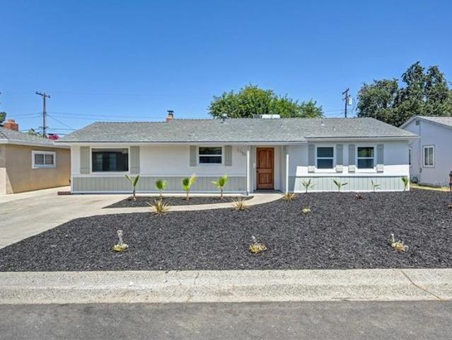 1132 Amberwood Rd, Sacramento, CA 95864