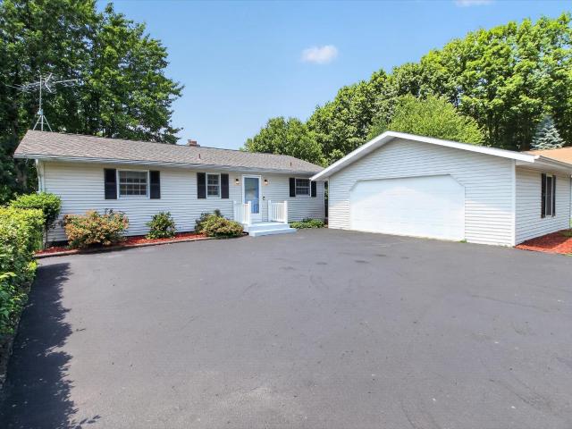 1132 Clubhouse Drive