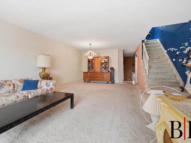 1132 E 72nd Street