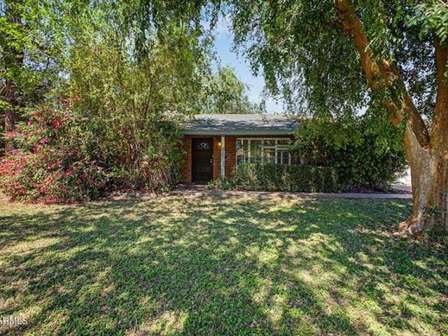 1132 E Flynn Ln, Phoenix, AZ 85014