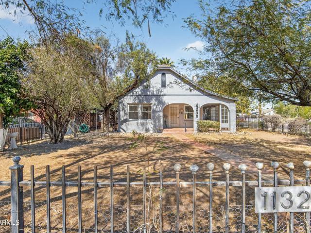 1132 E Weldon Ave, Phoenix, AZ 85014 | MLS #7015 | Compass