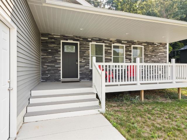 1132 Farmington Drive