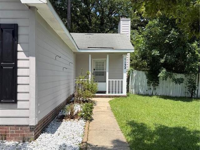 1132 Hoke Loop Road