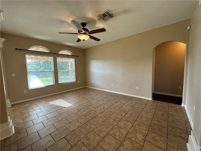 1132 Imperial