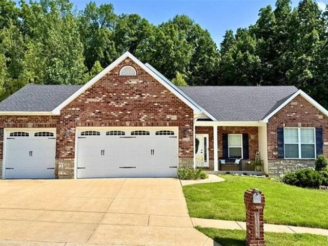 1132 Konert Valley Dr, Fenton, MO 63026