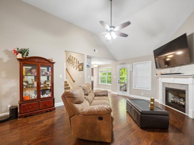 1132 Racker Dr