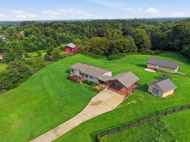 1132 S Dogwood Dr, Berea, KY 40403