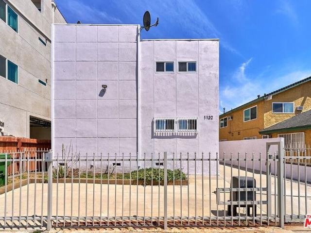 1132 S Oxford Avenue