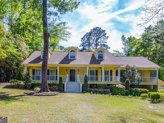 1132 Saint Andrews Dr, Macon, GA 31210