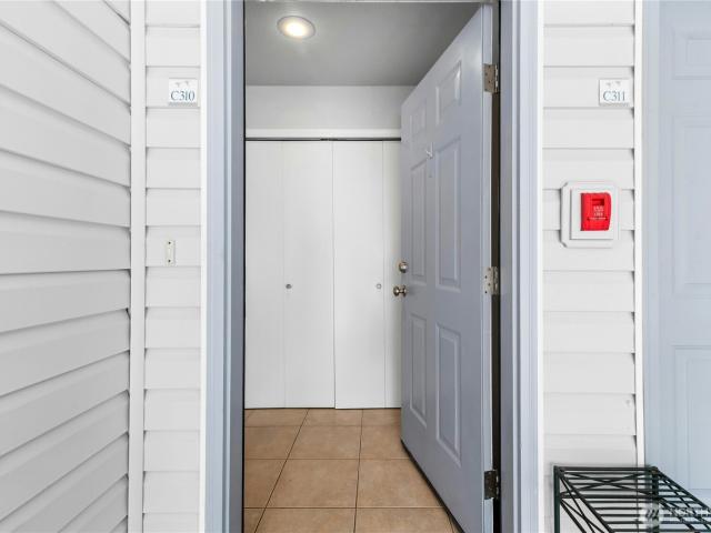 1132 th Ave SE, Unit C310, Everett, WA 98208 | MLS #2506