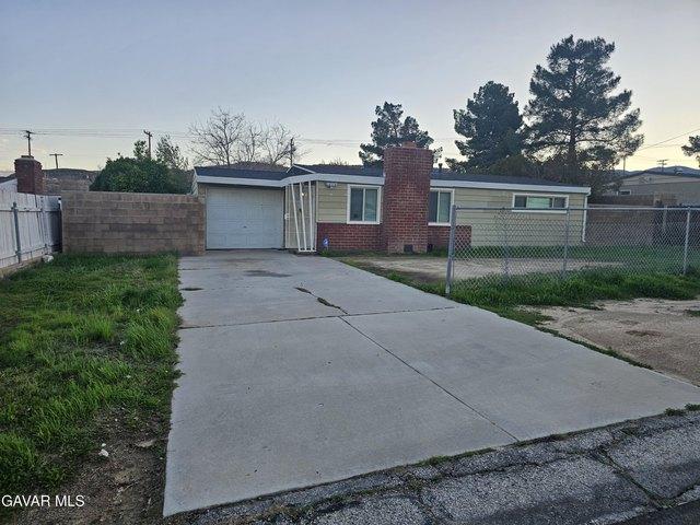 1132 W Avenue P14, Palmdale, CA 93551