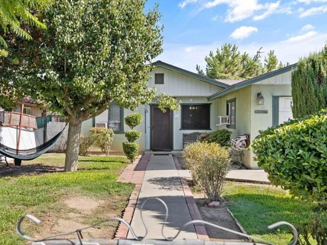 1132 W Prospect Ave, Visalia, CA 93291