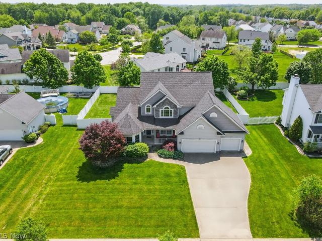 1132 Windward Lane