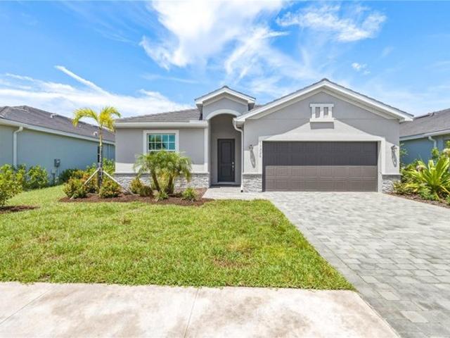 11330 Burgundy Dr, Venice, FL 34293