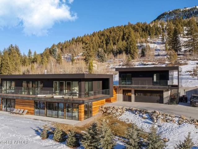 11330 Hoback Jct South Rd, Jackson, WY 83001