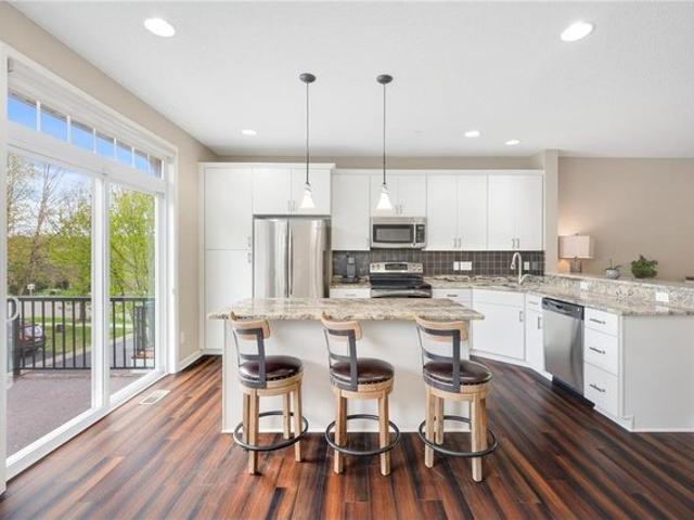 11330 Sand Castle Dr Unit C, Woodbury, MN 55129