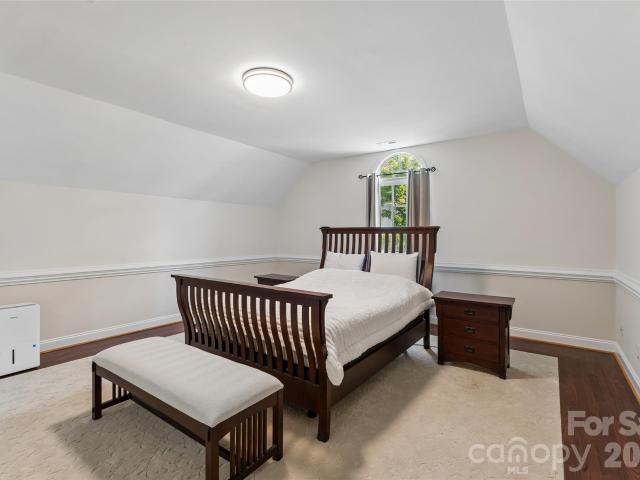 11338 Canoe Cove Lane