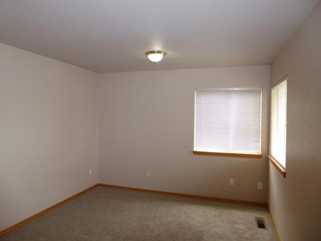 1133 NE Hidden Valley Drive 2 Bedroom Apartment for Rent at 1133 Ne Hidden Valley Dr, Bend, OR 97701 Orchard District