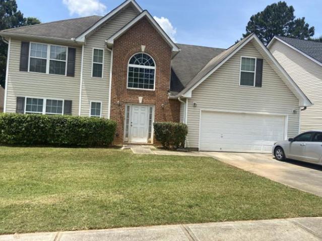 1133 Oak Hollow Ln #1, Hampton, GA 30228