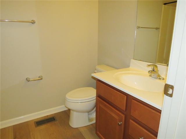 1133 Bayberry Dr