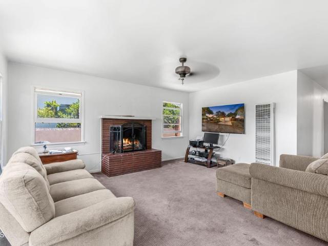 1133 Forest Avenue