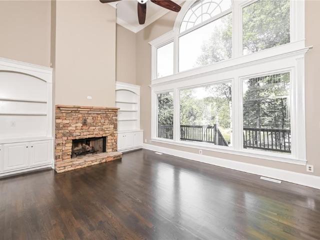 1133 Hopedale Lane