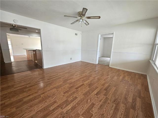 1133 Leland CIR