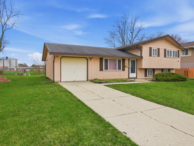 1133 Perth Dr, Schaumburg, IL 60193 | MLS #12617