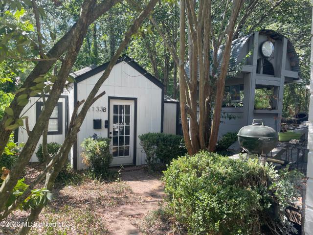 1133 Quinn Street