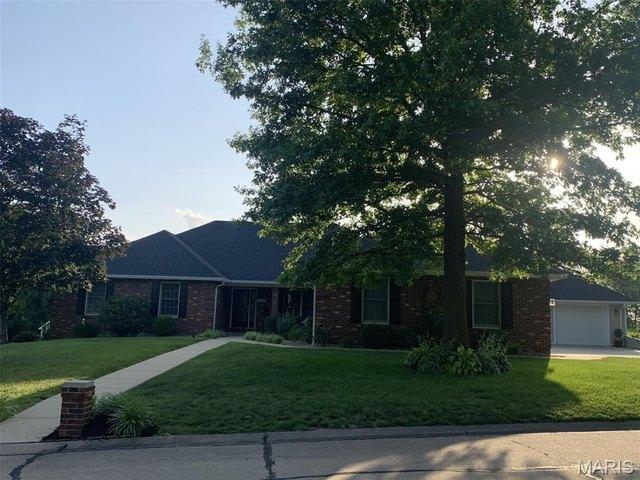 1133 Raymond Dr, Red Bud, IL 62278