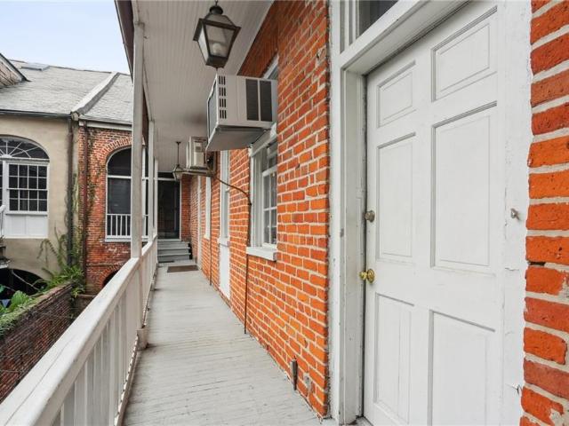 1133 Royal Street # 7
