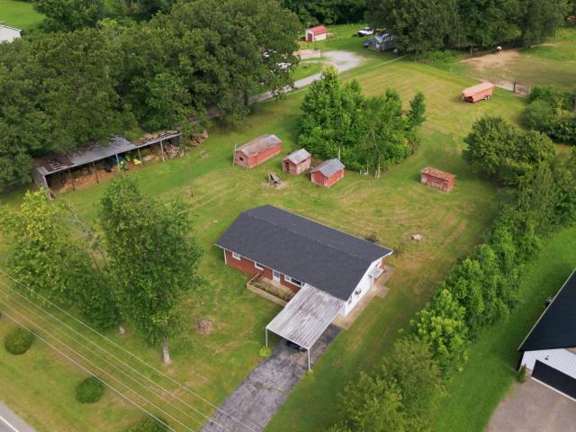 1133 Summertown Hwy