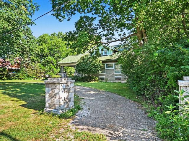 1133 Spencer Road