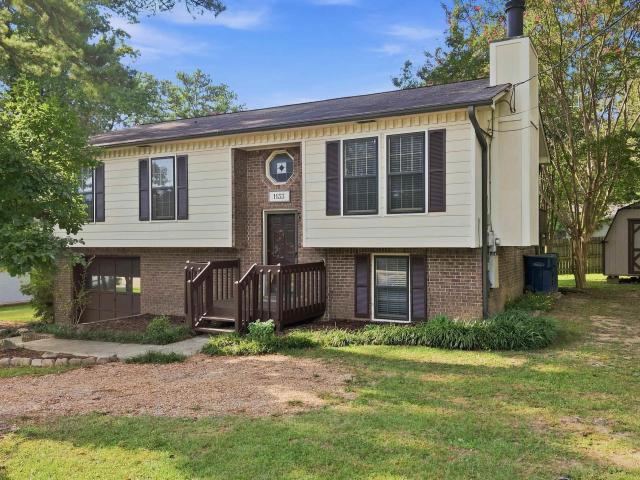 1133 Thompson Road