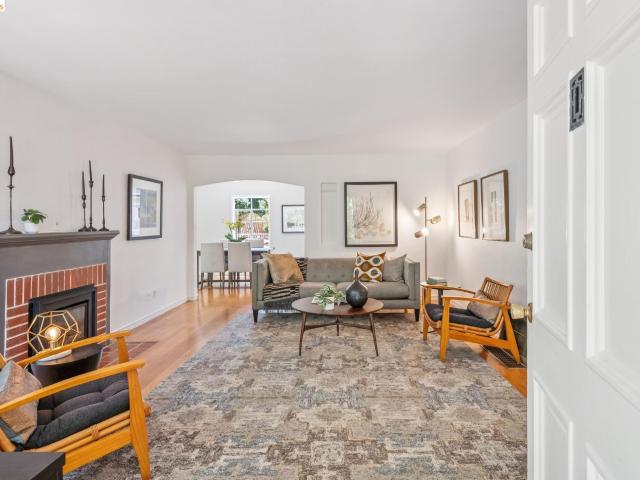 1133 Walnut Street