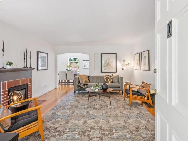 1133 Walnut Street