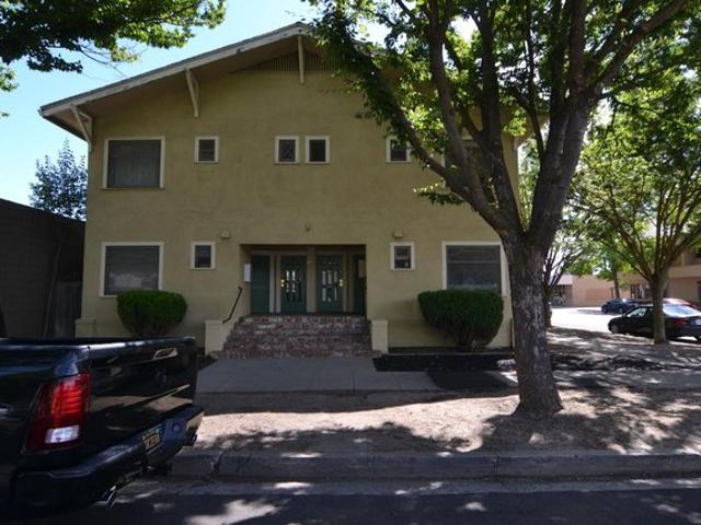 1133 13th St, Modesto, CA 95354