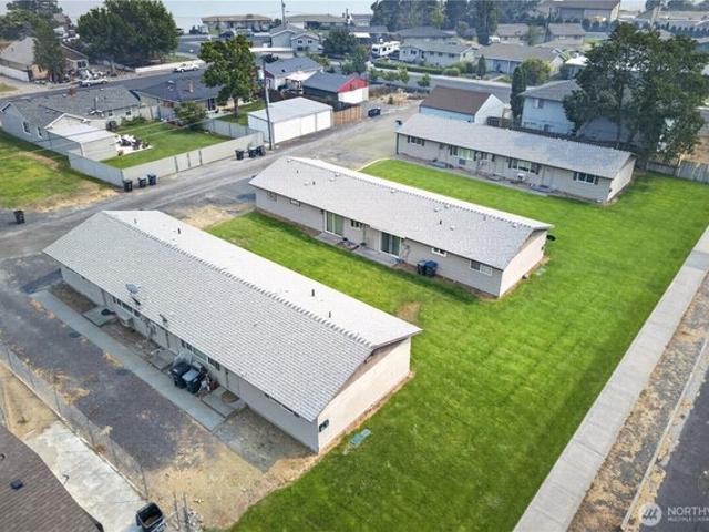 1133 1 Cascade Ave, Moses Lake, WA 98837