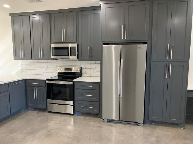 113 15 Van Buren Drive