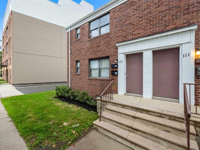 113 2Nd St # 2