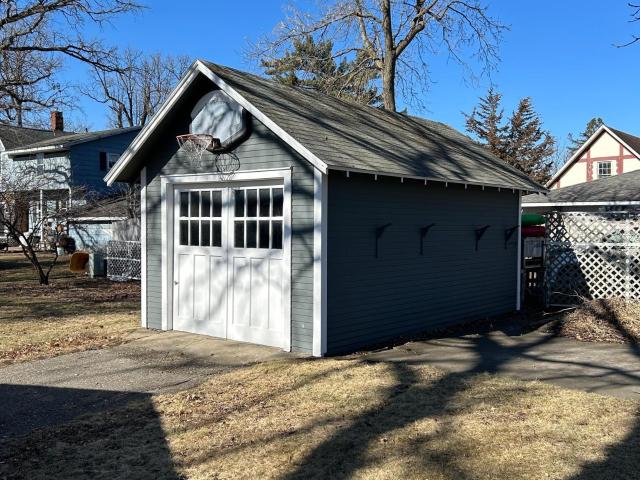 113 2nd Street SW